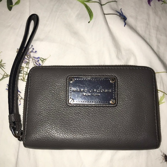 Marc By Marc Jacobs | Bags | Marc Jacobs Wallet | Poshmark
